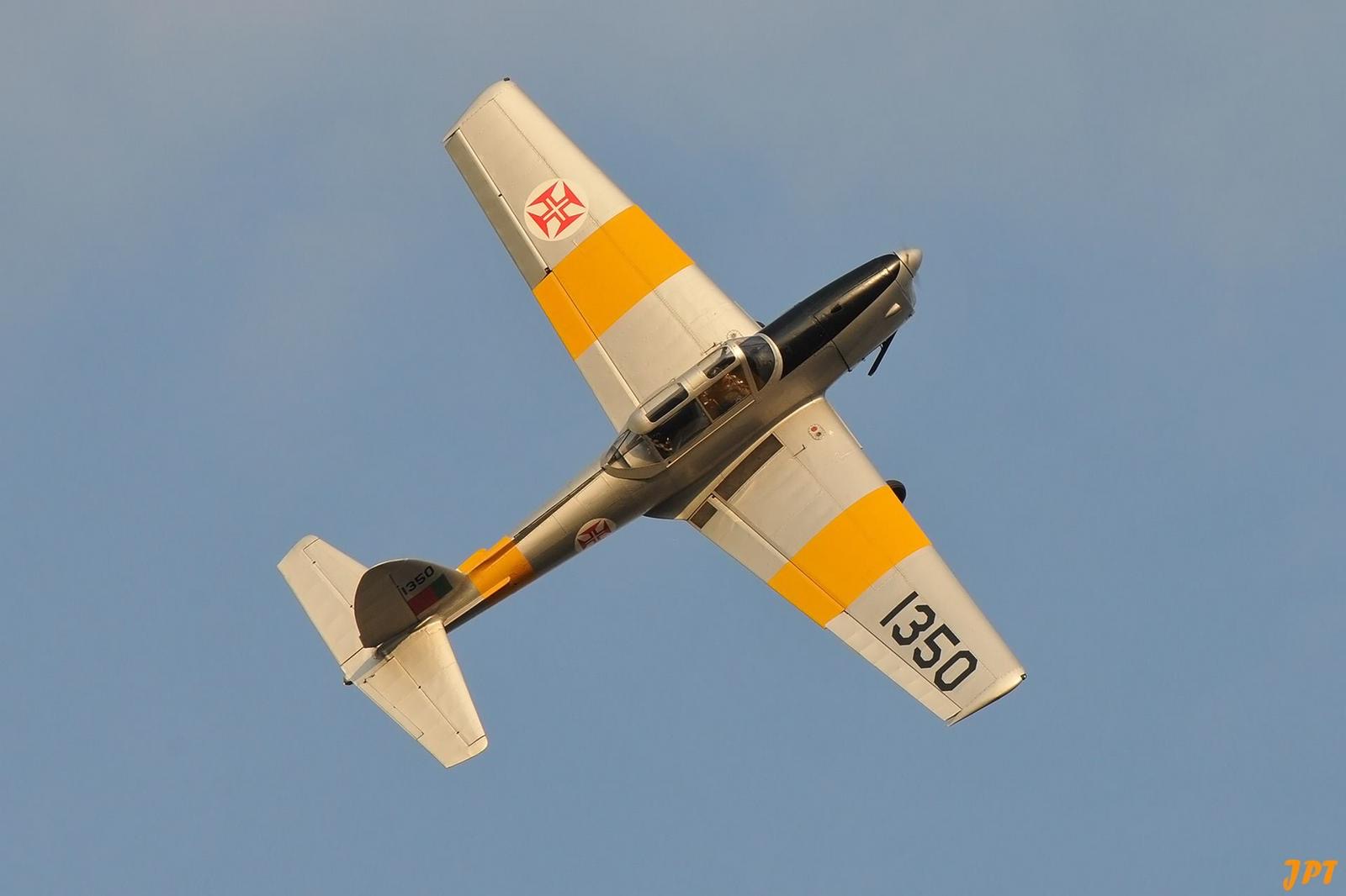 FLYING THE CHIPMUNK - Warbird Experience Warbird Experience