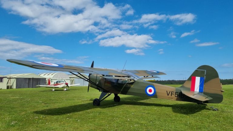 Warbird - Tail Wheel Conversion & differences training Warbird Experience